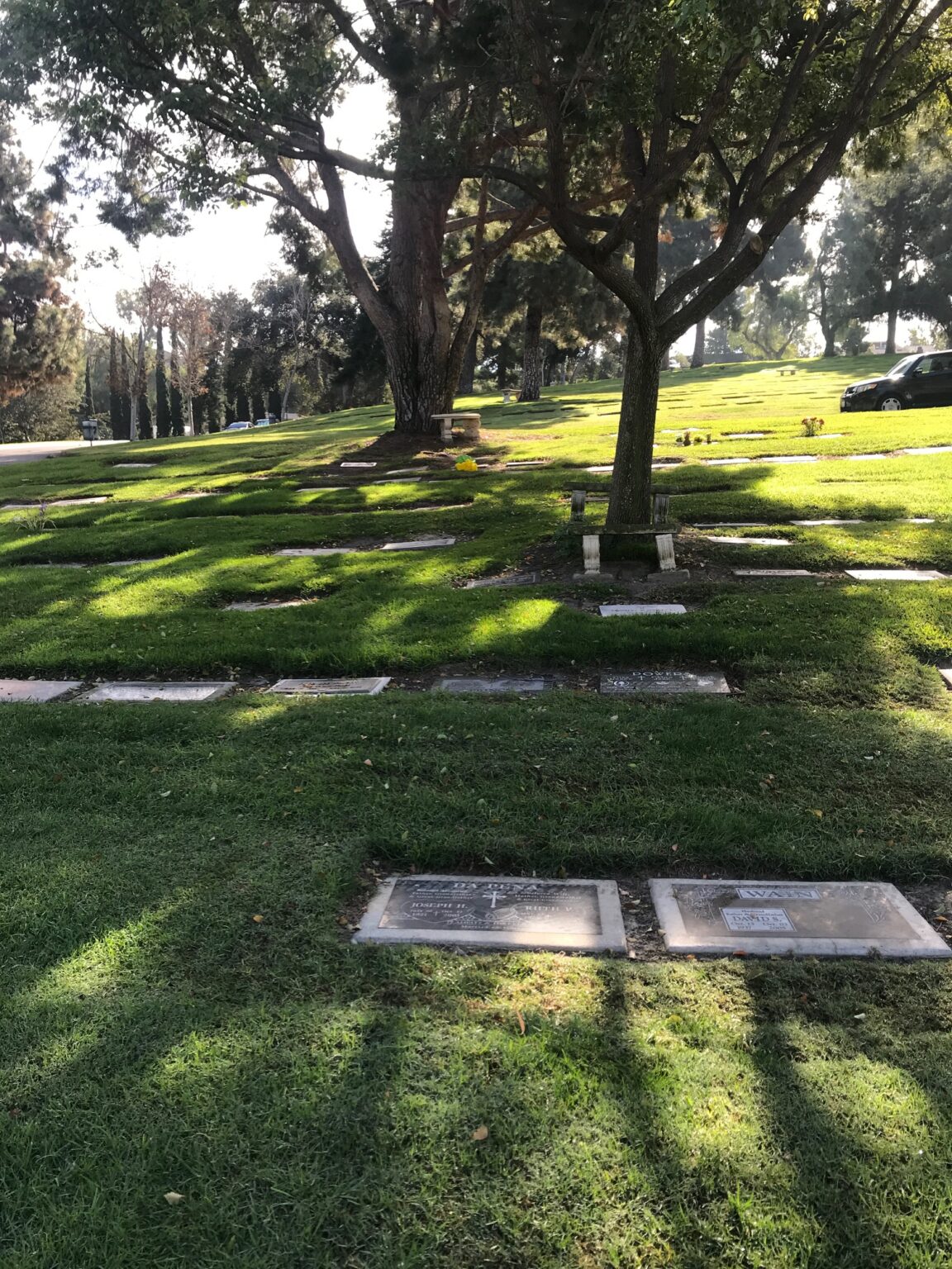 Santa Ana Cemetery: American Headstones Company