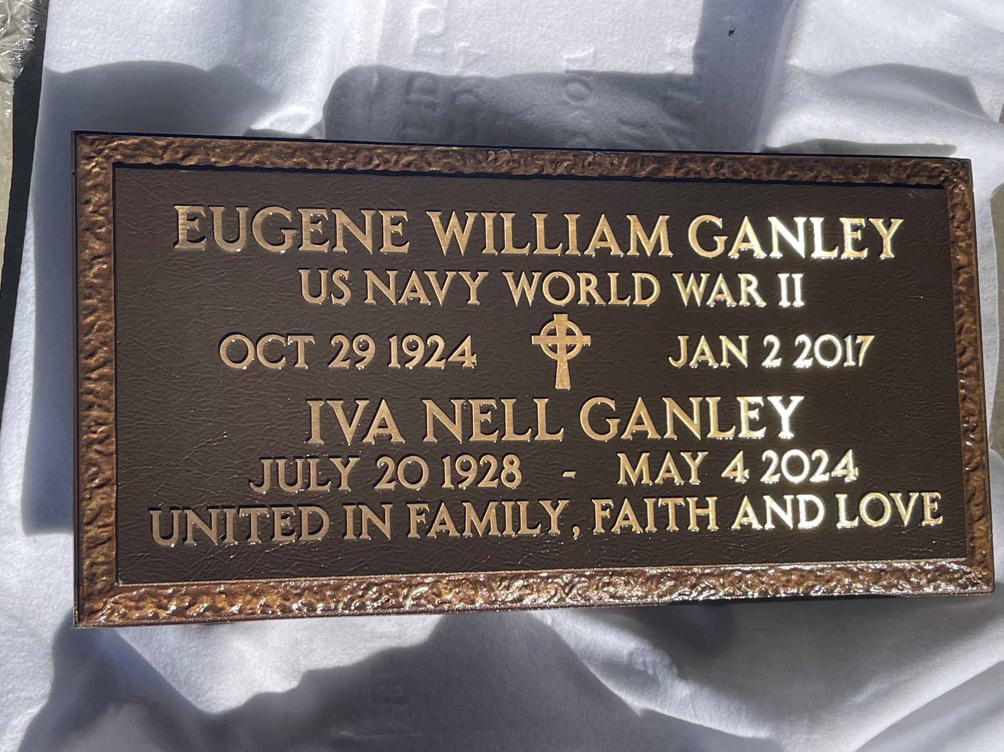 Buy a New Granite Headstone or Bronze Marker | AllHeadstones